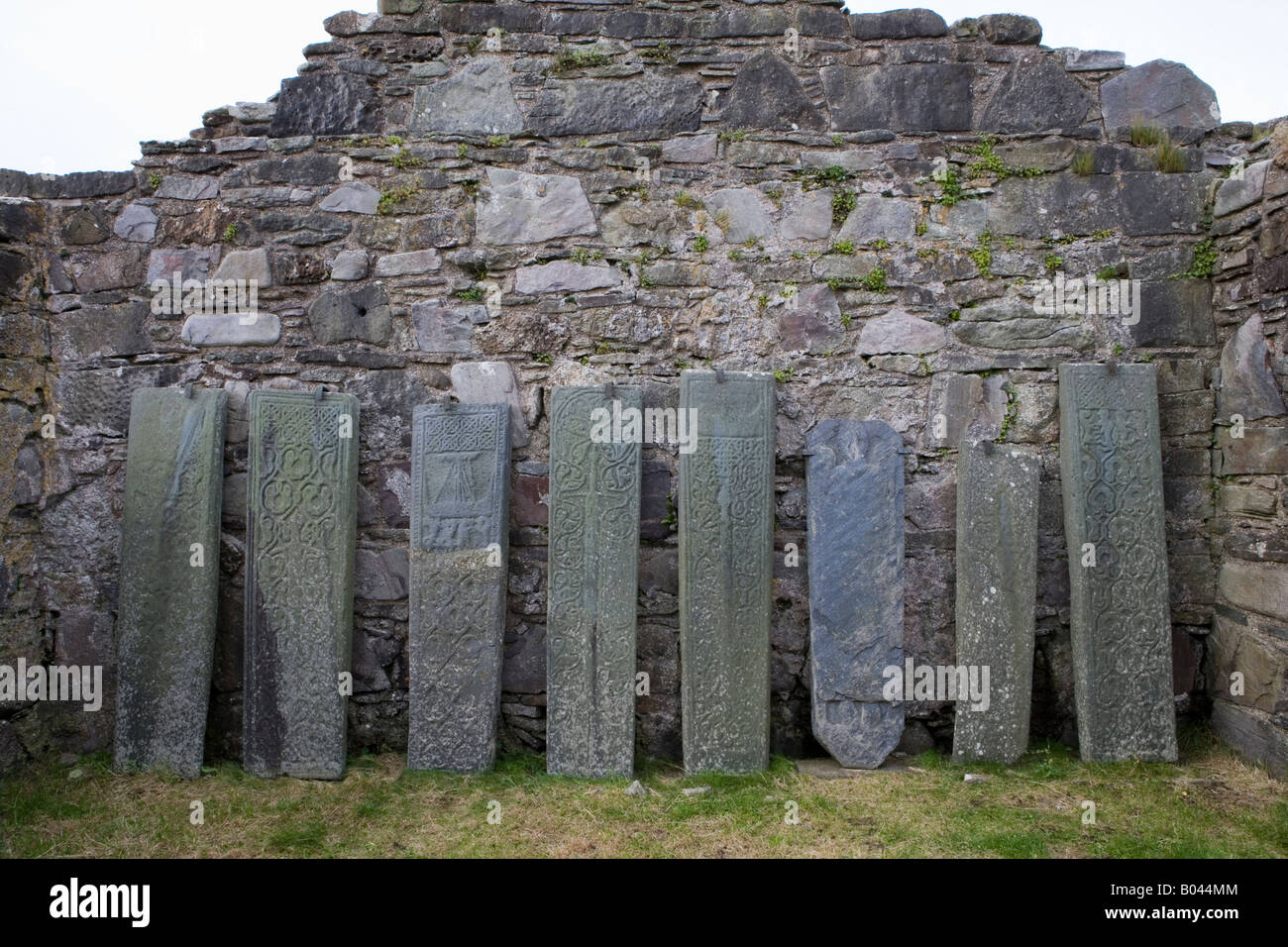 Carved grave slabs hi-res stock photography and images - Alamy
