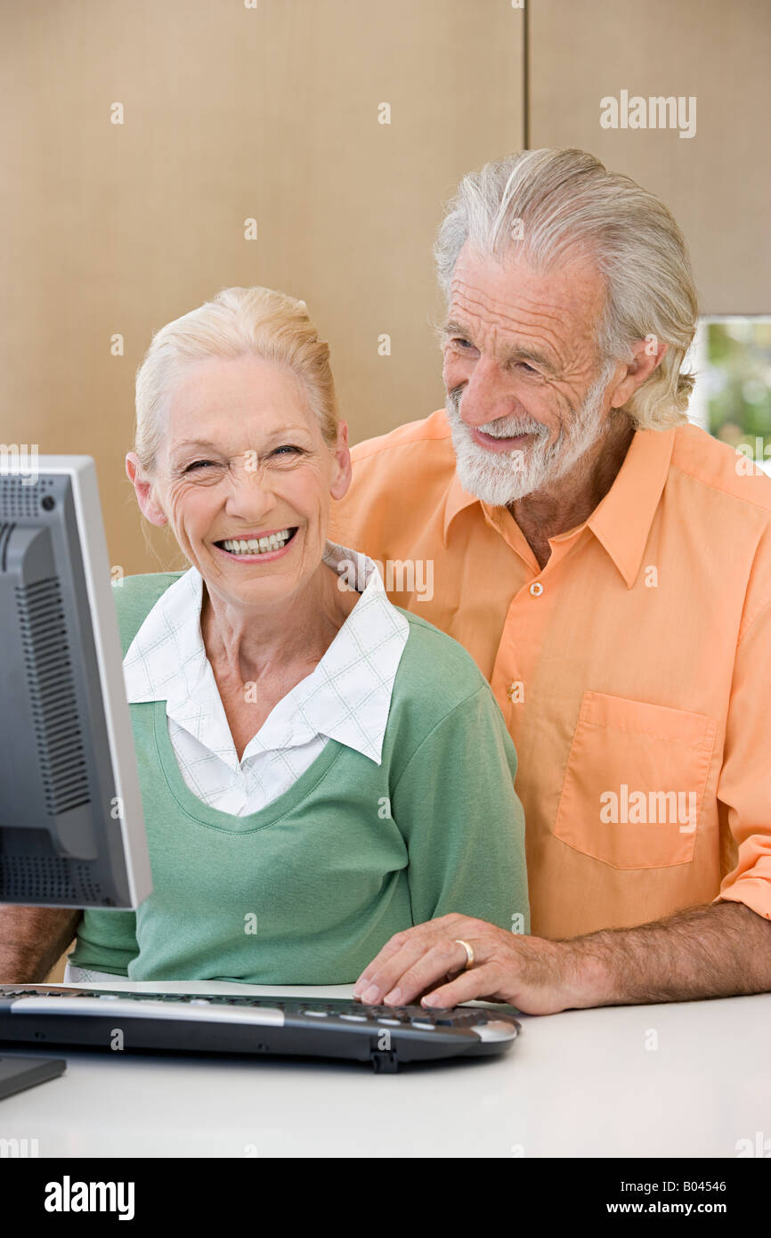 Ma at computer hi-res stock photography and images - Alamy