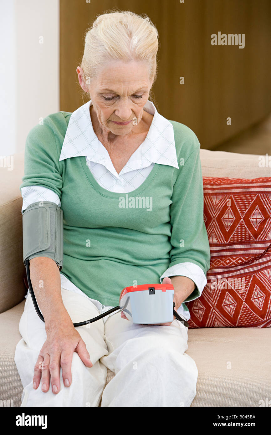 Single gauge hi-res stock photography and images - Alamy