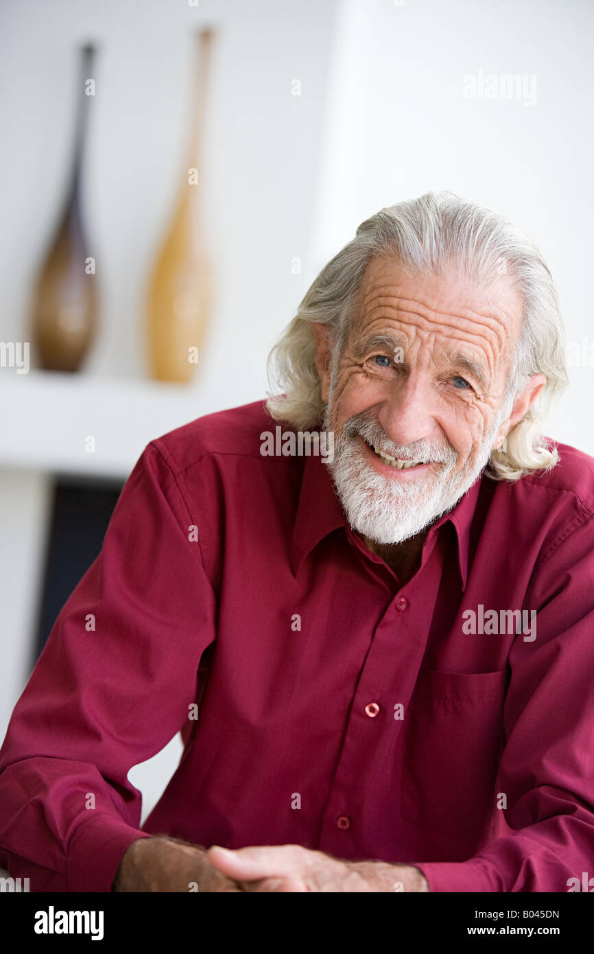 Portrait of a senior man Stock Photo - Alamy