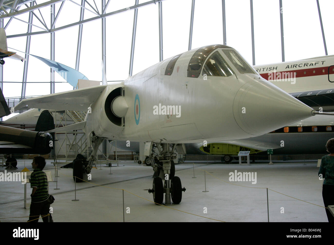 RAF TSR-2, 1960's BOMBER AIRCRAFT -IMPERIAL WAR MUSEUM DUXFORD Stock ...