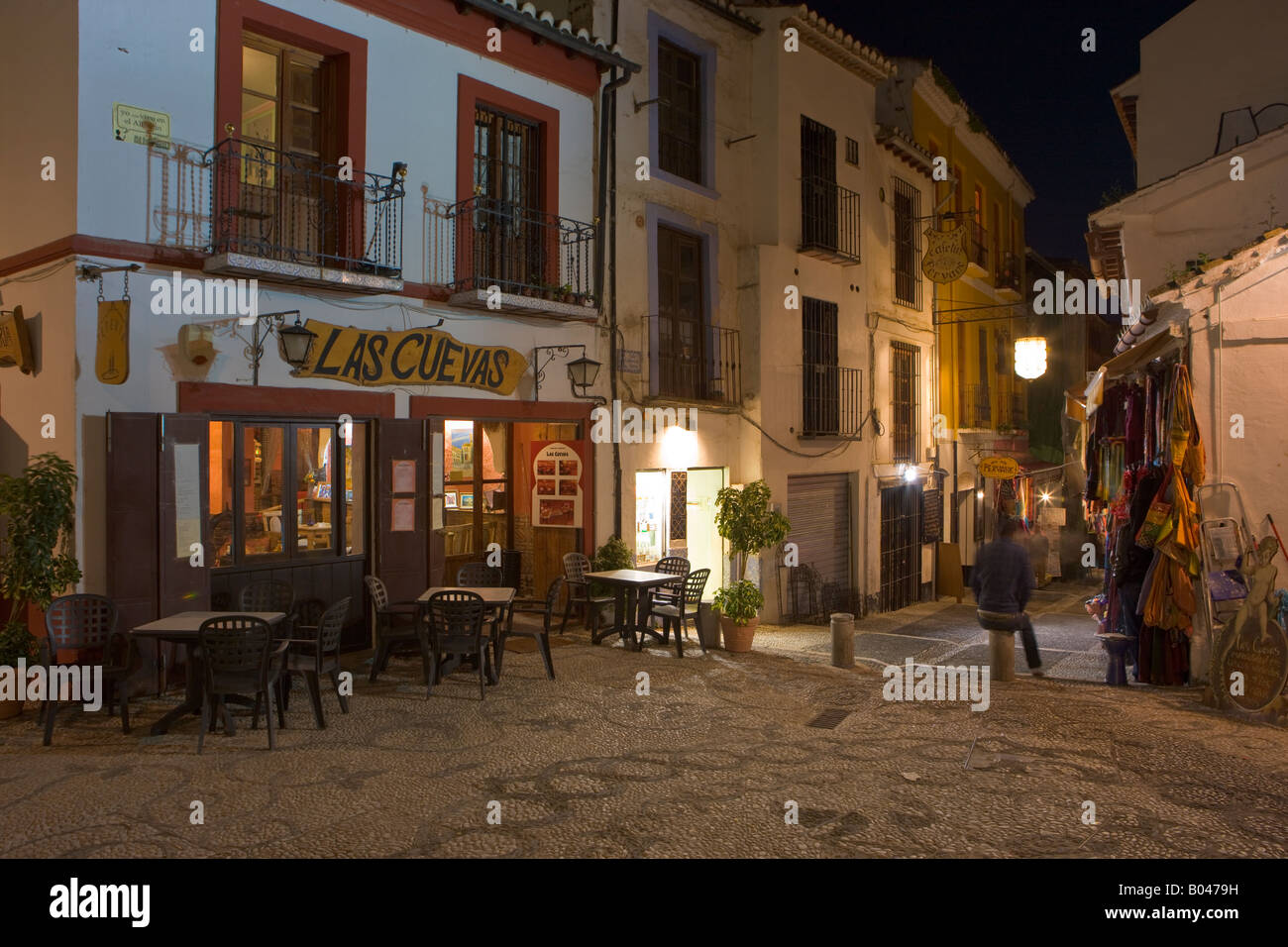 Cafe/Restaurant in Placeta de San Gregorio at night in the City of ...