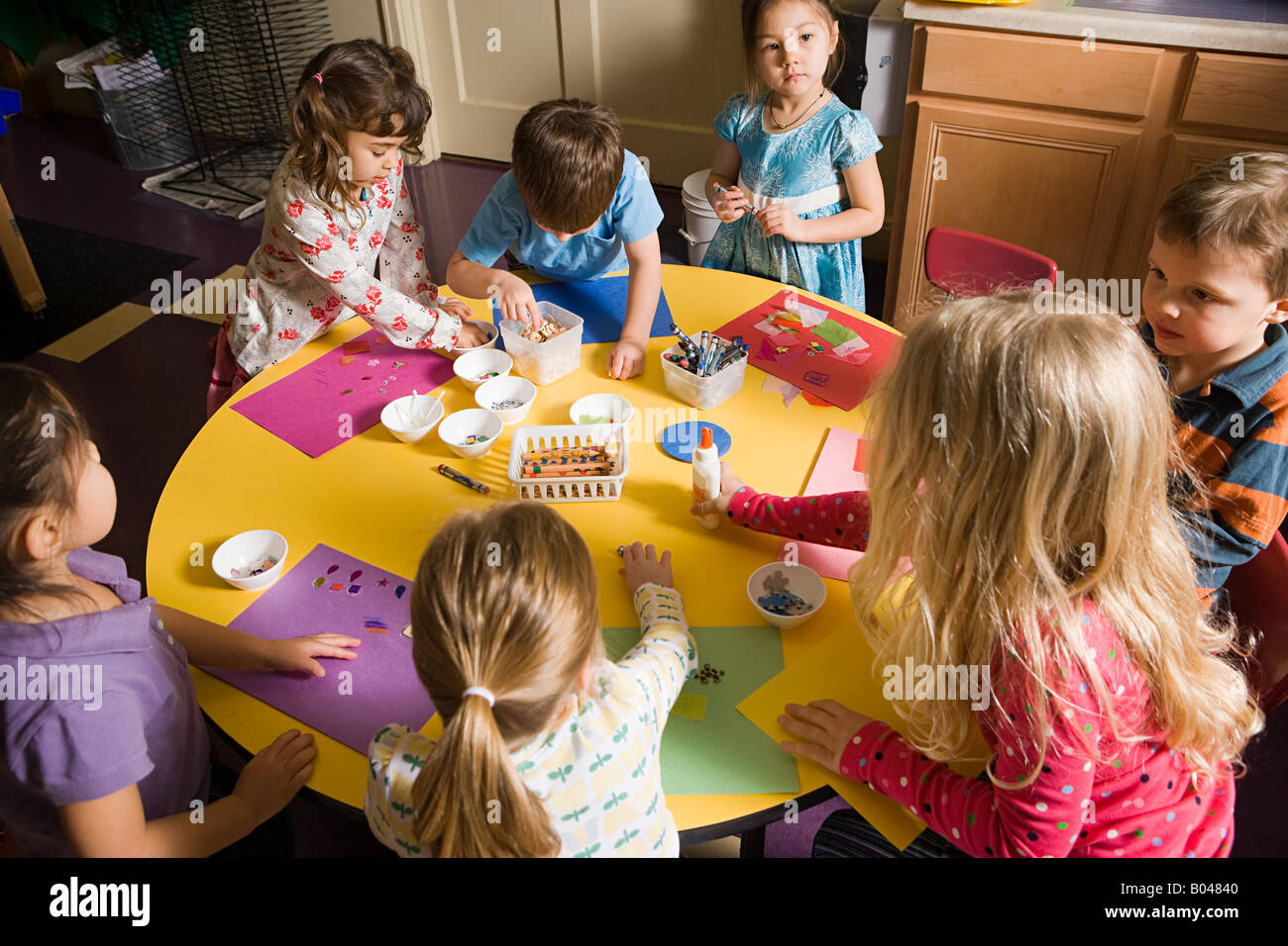 Children in a craft lesson Stock Photo - Alamy