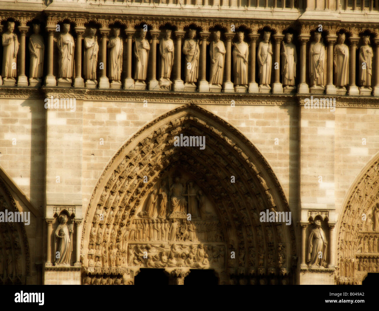 Main Doors at Western Façade of Notre Dame de Paris Cathedral. Île de ...