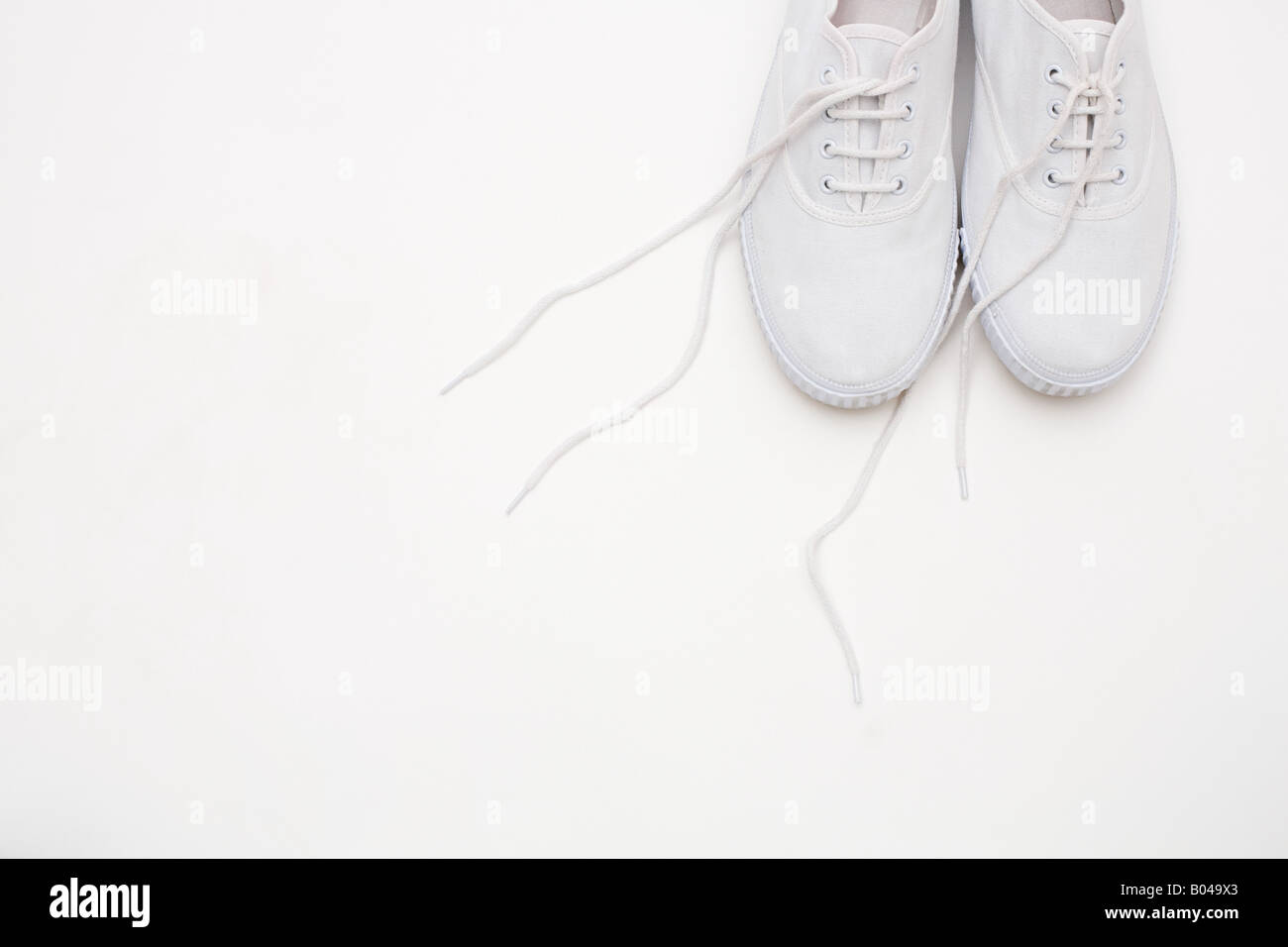 White shoes hi-res stock photography and images - Alamy