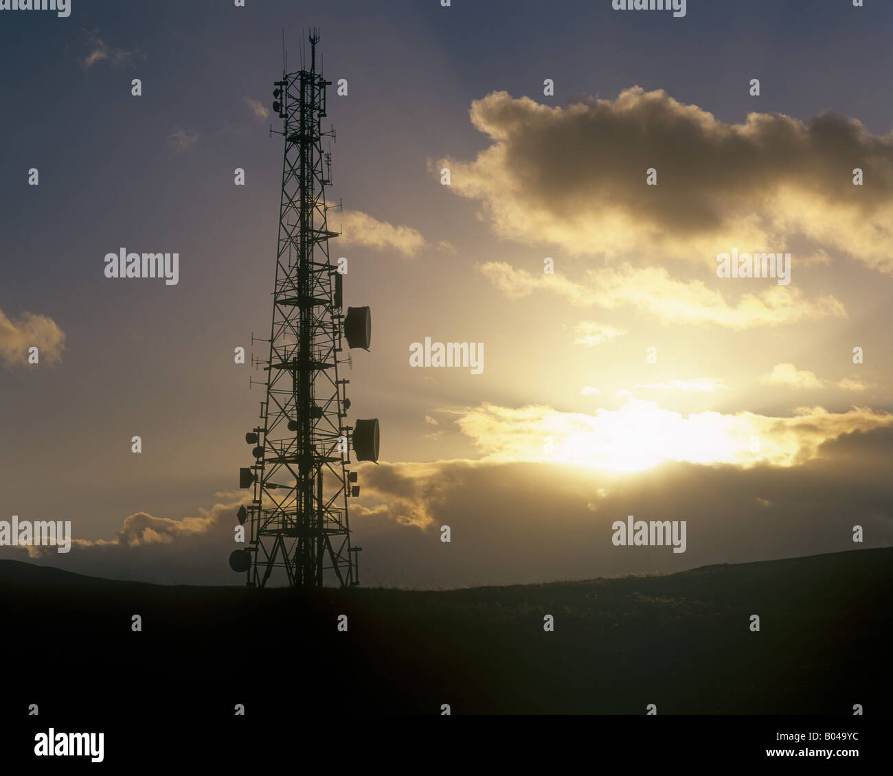 Communication antenna tower dawn hi-res stock photography and images ...