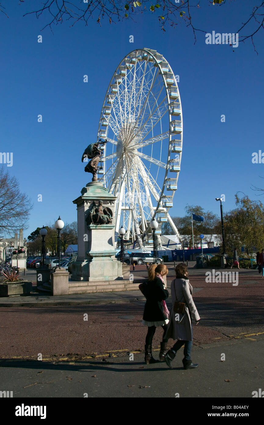 Cardiff eye hi-res stock photography and images - Alamy