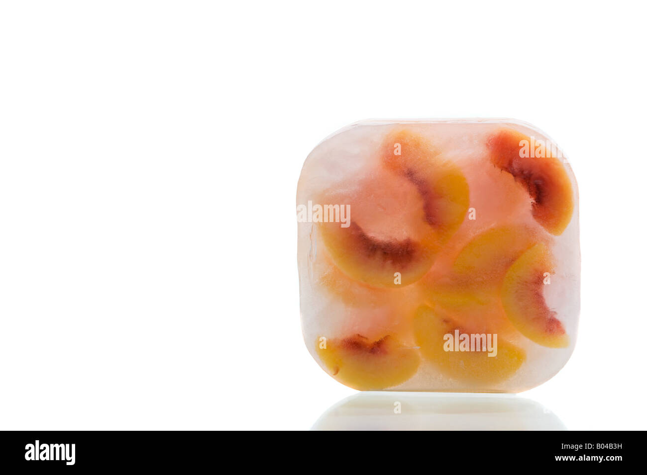 Frozen peaches hi-res stock photography and images - Alamy