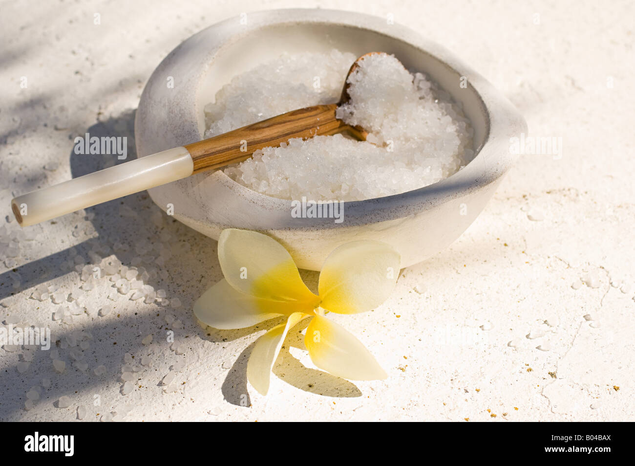 Body scrub in a bowl Stock Photo - Alamy