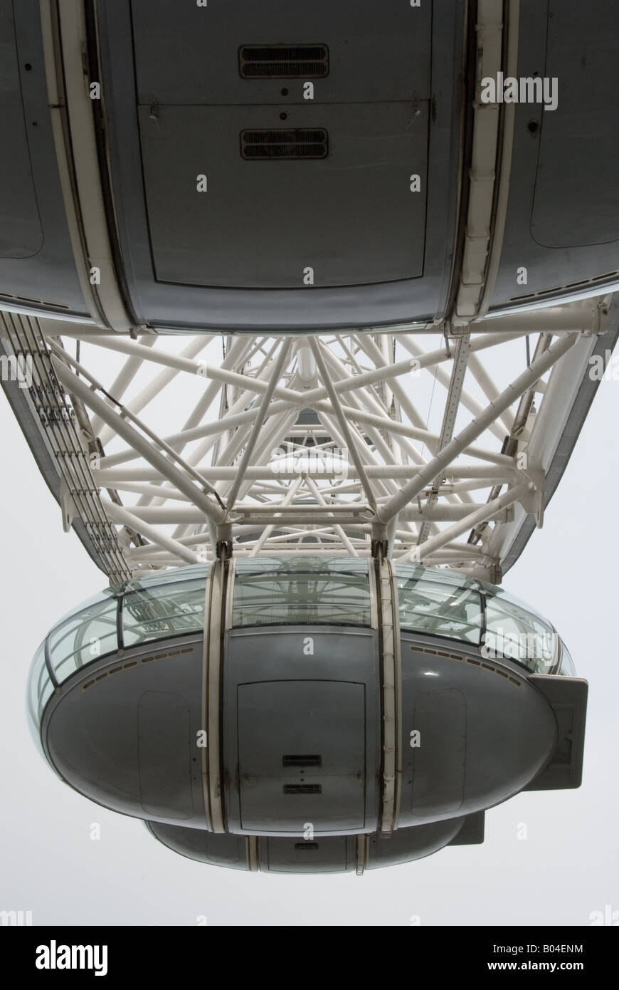 London eye pod hi-res stock photography and images - Alamy