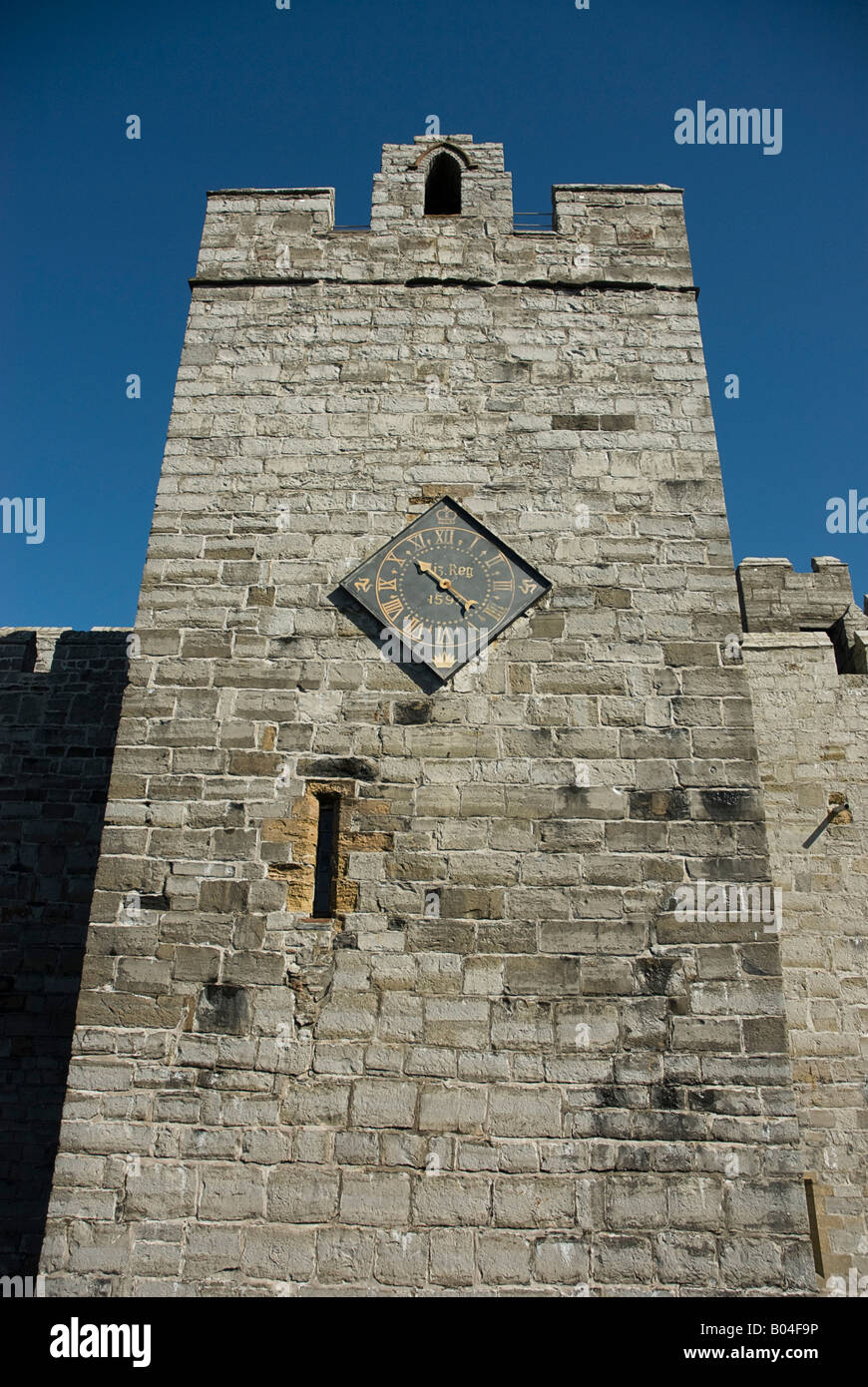 The Elizabethan clock on the castle at Castletown only has an hour hand ...
