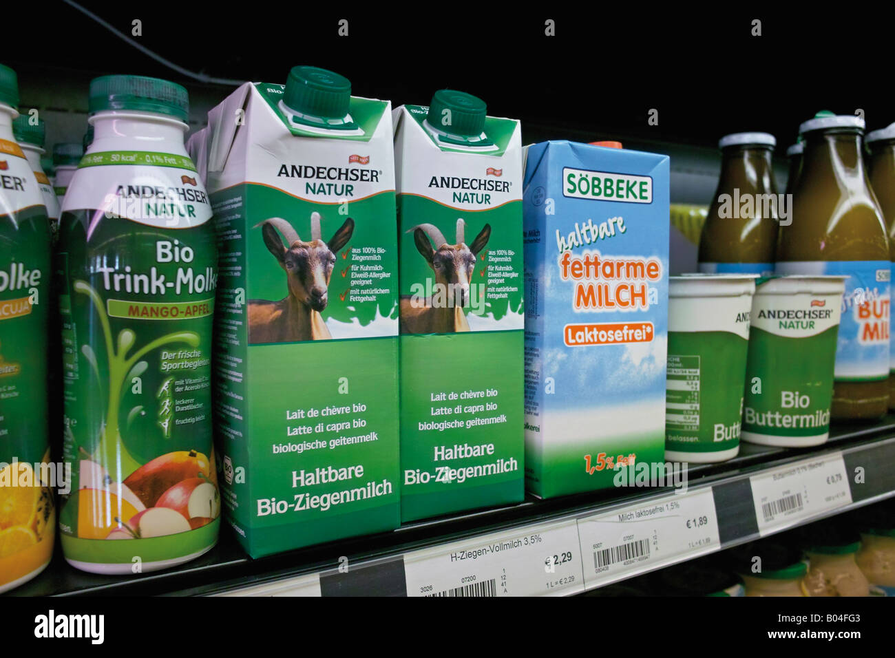Packaged dairy products hi-res stock photography and images - Alamy