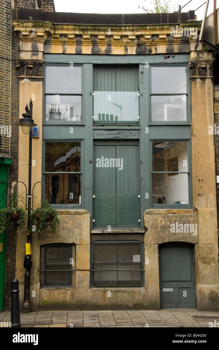Borough house south London Stock Photo - Alamy