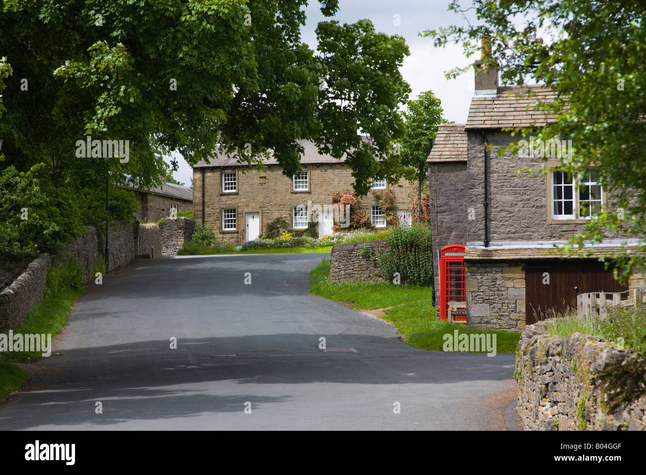 View of Downham near Clitheroe in Lancashire Stock Photo - Alamy