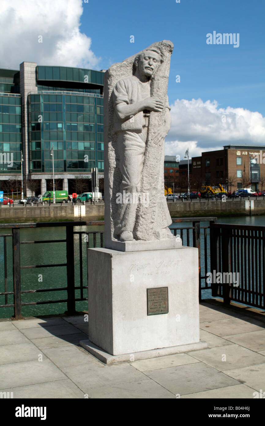Matt Talbot Statue by James Power on the River Liffey Dublin Ireland ...