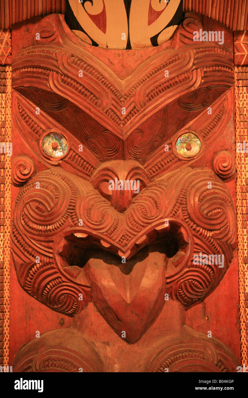 Maori carving /art Waitangi treaty grounds or park North Island New ...