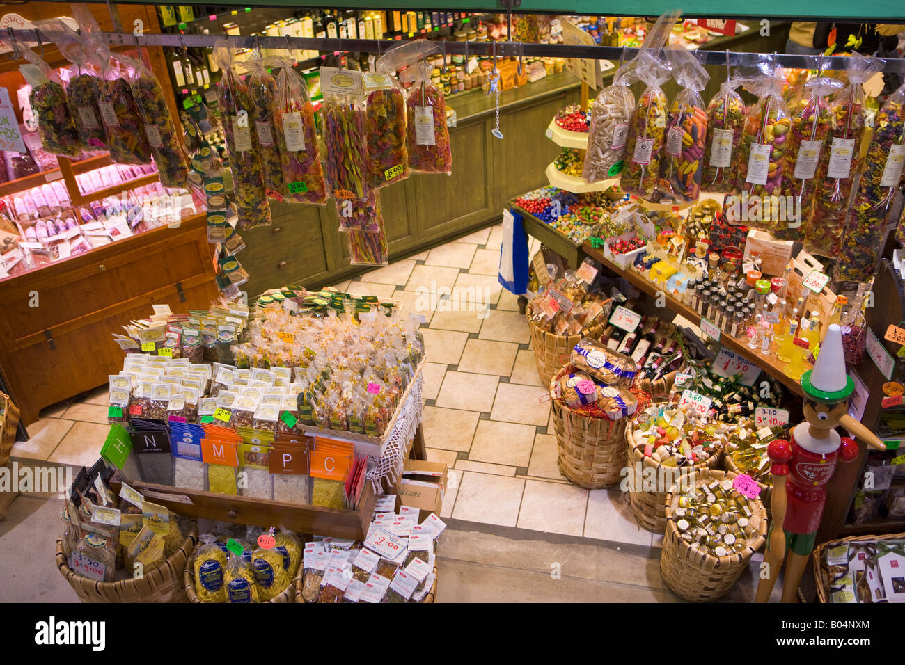 Pasta and herb market stall at the Mercato Centrale (Central Markets ...