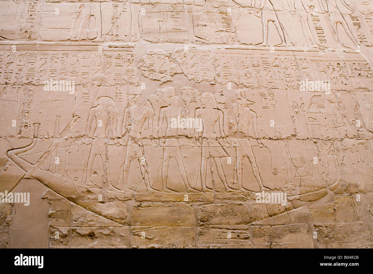 Barque luxor temple hi-res stock photography and images - Alamy