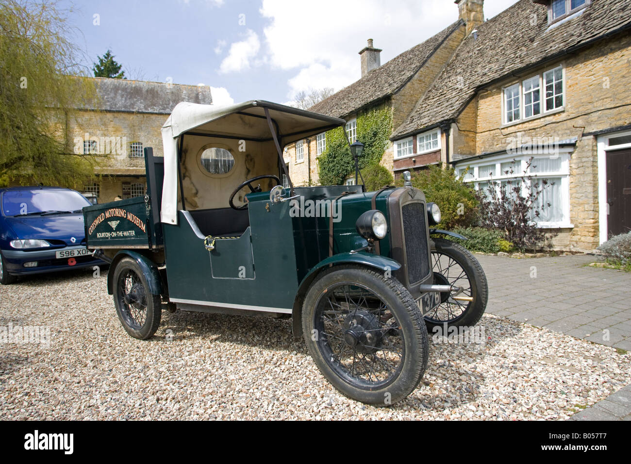 Austin van hi-res stock photography and images - Alamy