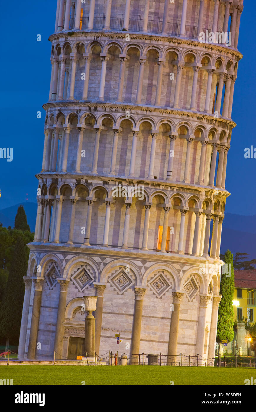 Leaning tower of pisa base hi-res stock photography and images - Alamy
