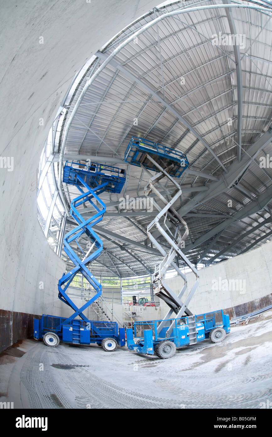 Telescopic platforms hi-res stock photography and images - Alamy