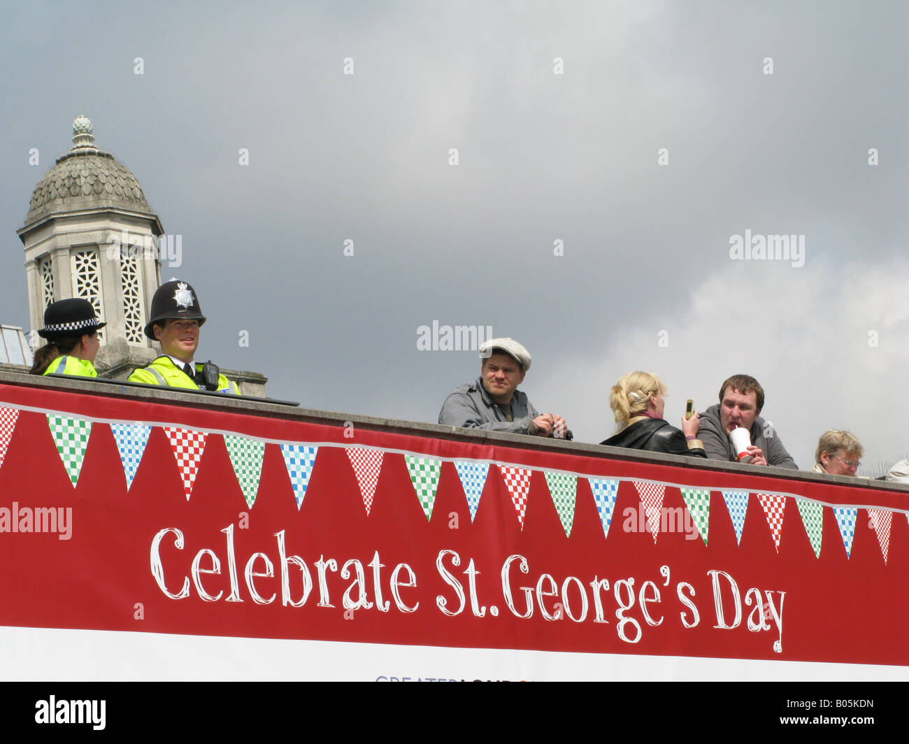 UK- Crowds celebrating St. George's Day and Shakespeare's birthday at ...