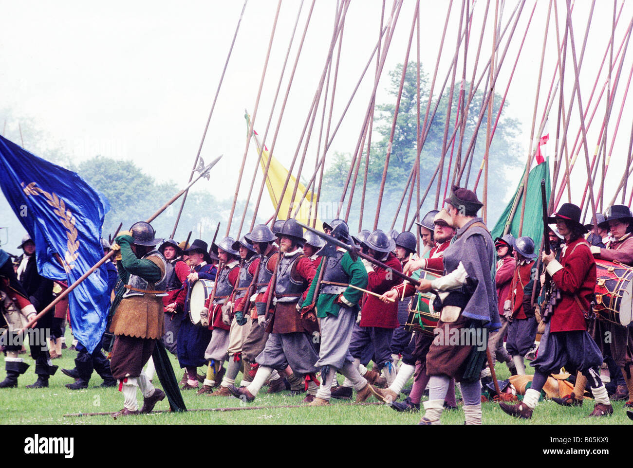 Pikemen civil war re enactment hi-res stock photography and images - Alamy