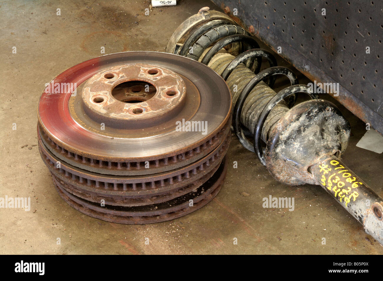 Automobile parts removed from vehicle Stock Photo - Alamy