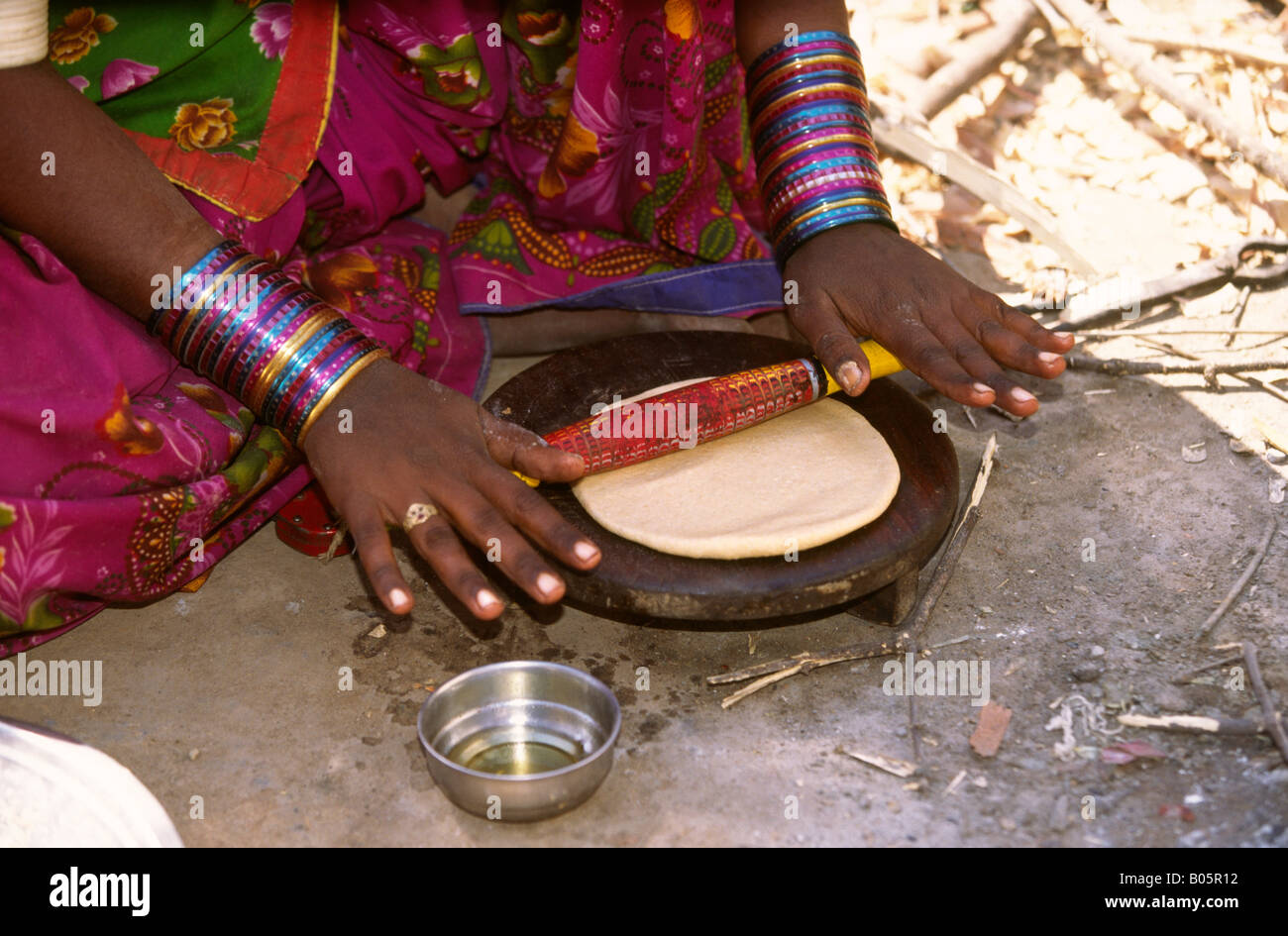 India Rann of Kutch Gujerat Nirona village woman using lacquerwork pin ...
