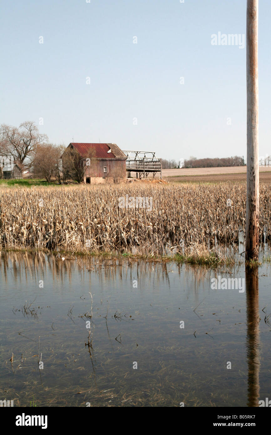 Moisture drainage hi-res stock photography and images - Alamy