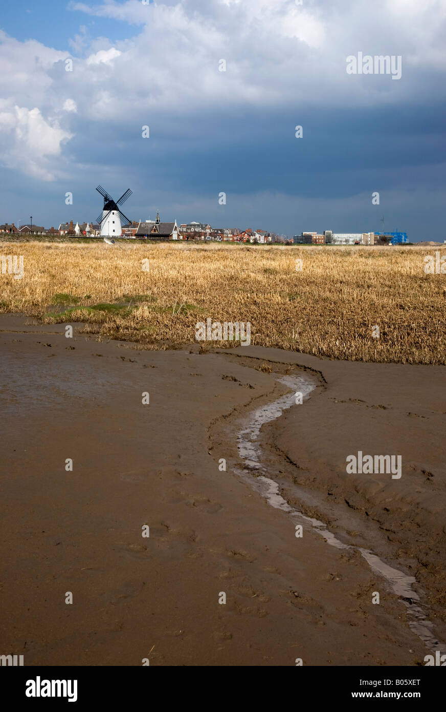 Windmill and beach at Lytham Stock Photo - Alamy