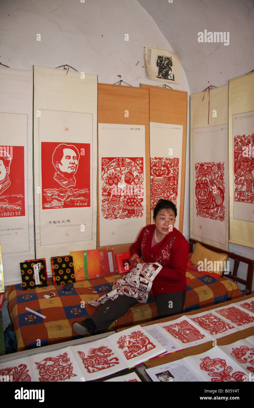 Famous paper cut artist, Yan'an, China Stock Photo - Alamy
