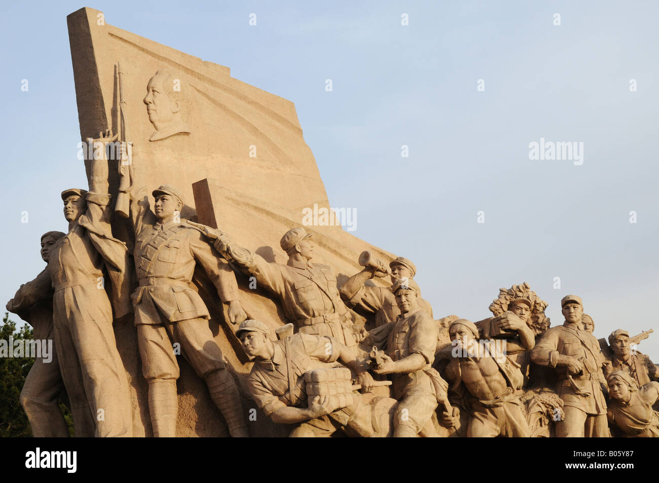 Monument showing communist revolutionary heroes in front of Mao's ...