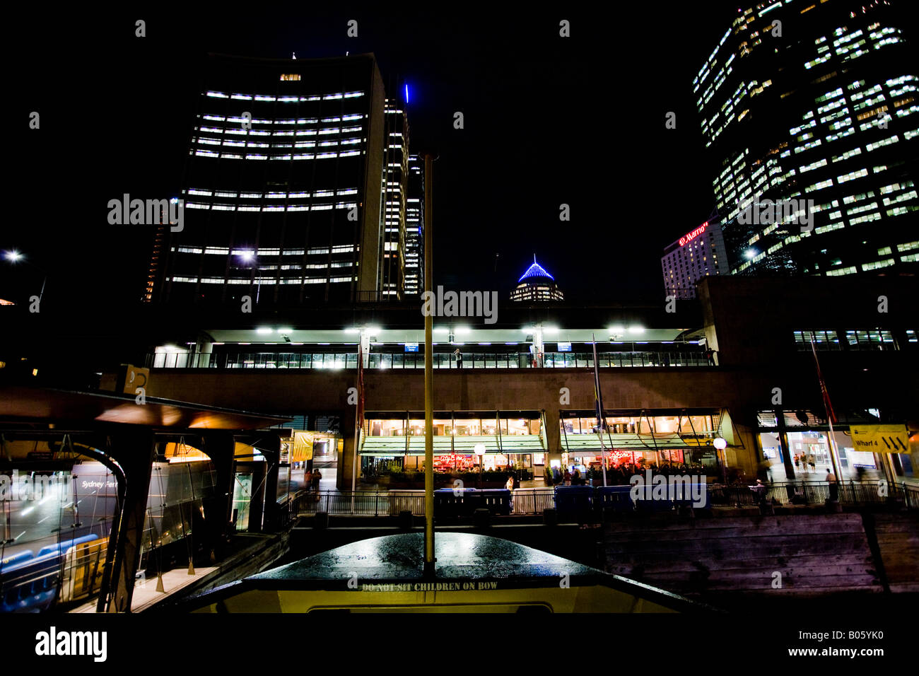 Circular ships hi-res stock photography and images - Alamy