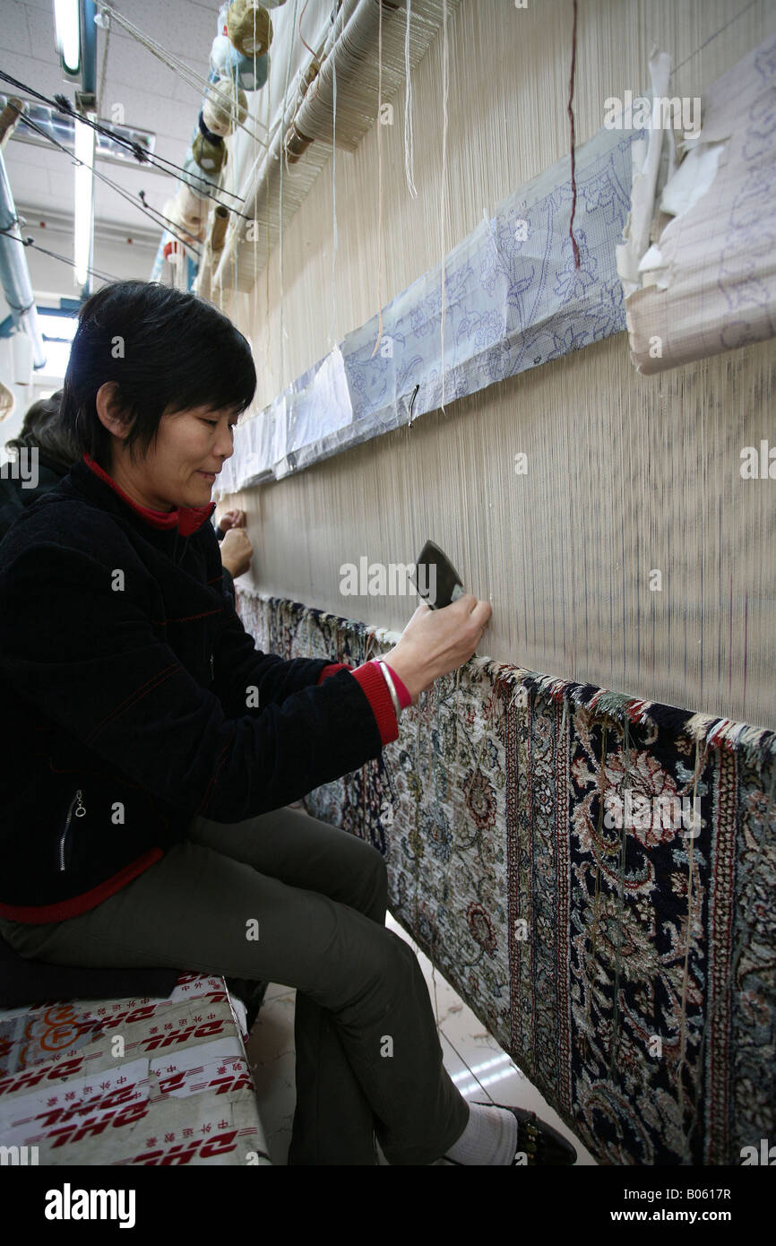 Silk factory beijing china hi-res stock photography and images - Alamy