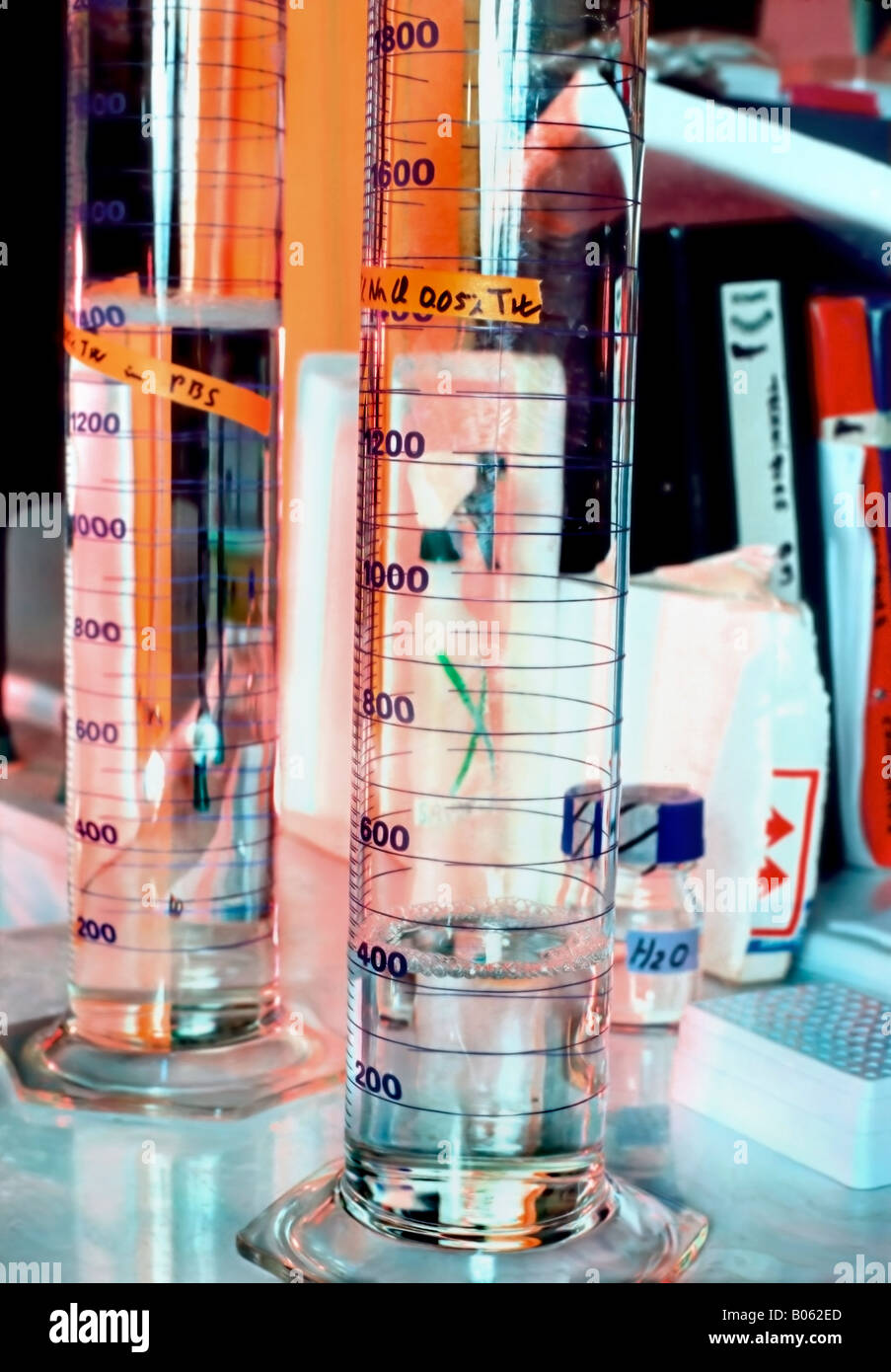 Medical preparation lab hi-res stock photography and images - Alamy