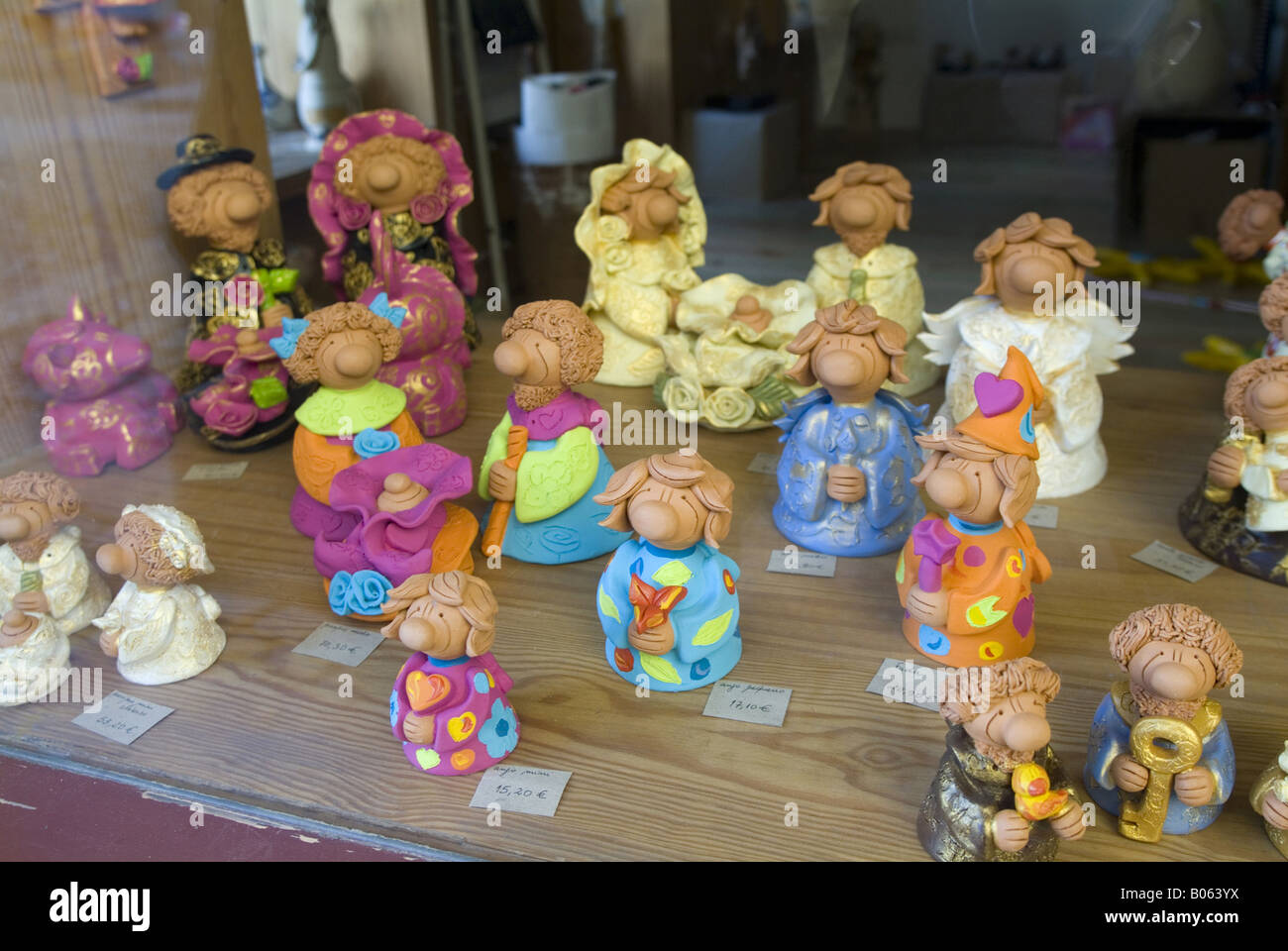arts and crafts shop window in Portugal Stock Photo - Alamy