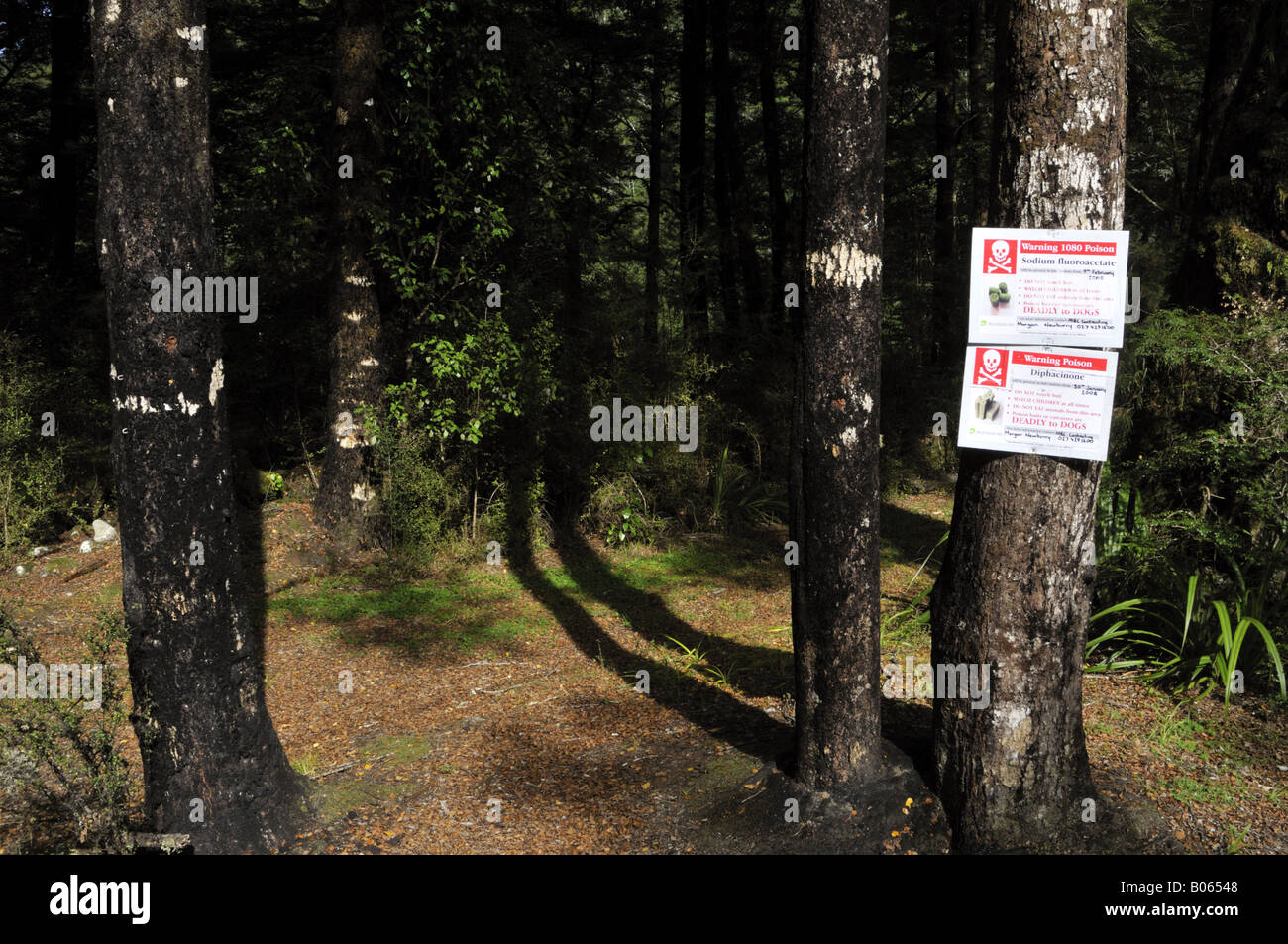 Poison bait warning South Island New Zealand Stock Photo - Alamy