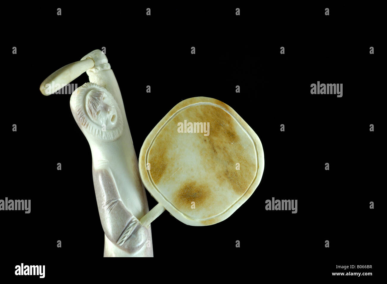 Aboriginal canada hand drum hi-res stock photography and images - Alamy