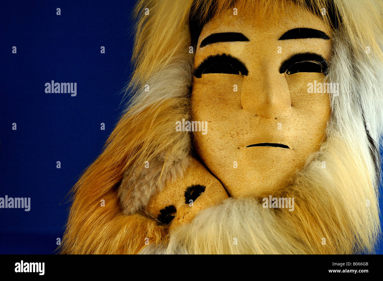 Eskimo inuit mask hi-res stock photography and images - Alamy