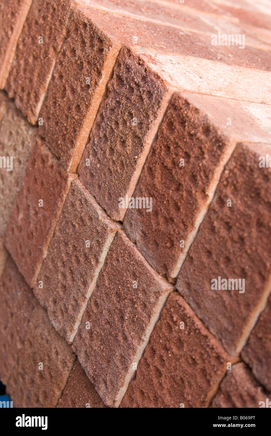 DIY How to build a brick wall Stock Photo - Alamy