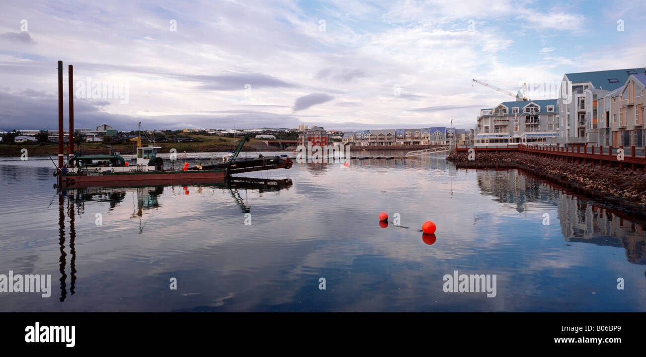 Houses in Bryggjuhverfi Grafarvogur Iceland Stock Photo - Alamy