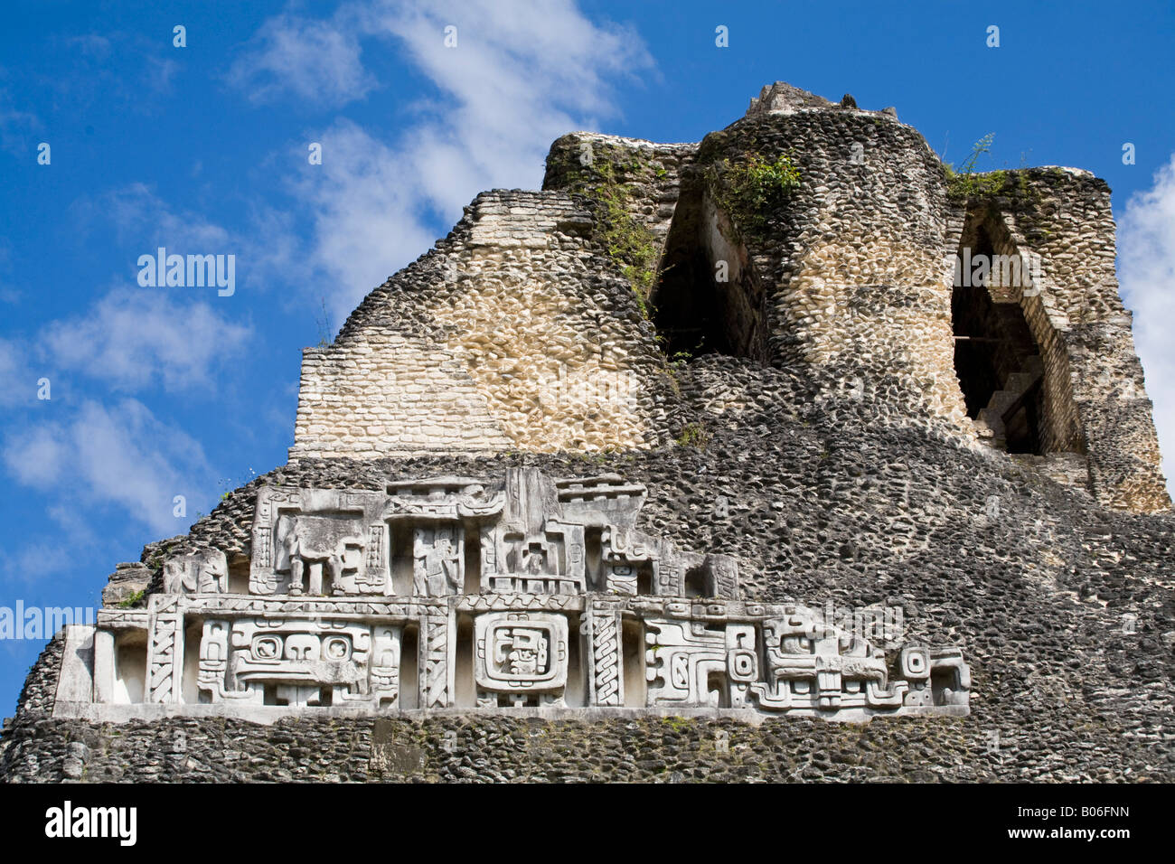 Xunantunich el castillo hi-res stock photography and images - Alamy