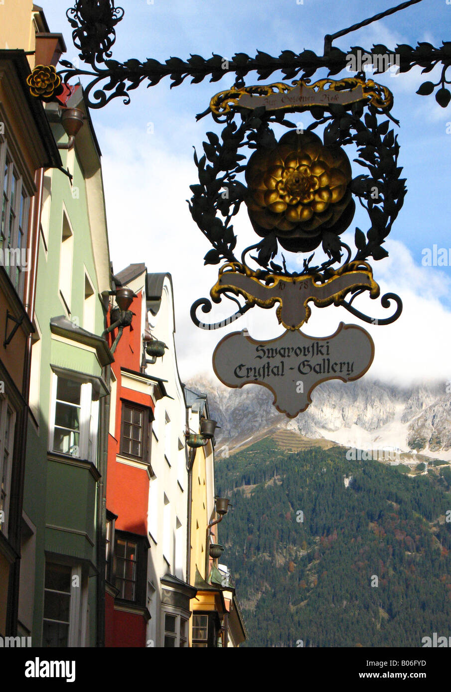 Tourist shops innsbruck hi-res stock photography and images - Alamy