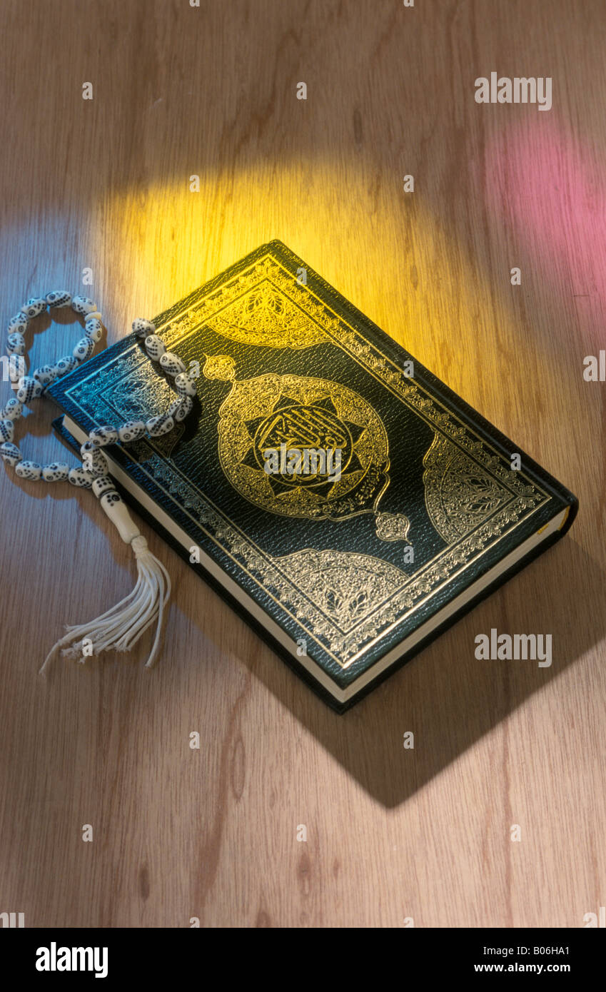 Koran hi-res stock photography and images - Alamy