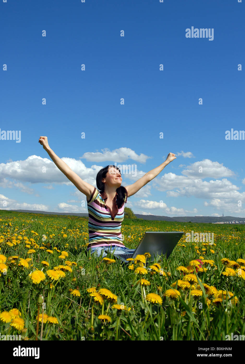 Good news online in the nature Stock Photo - Alamy