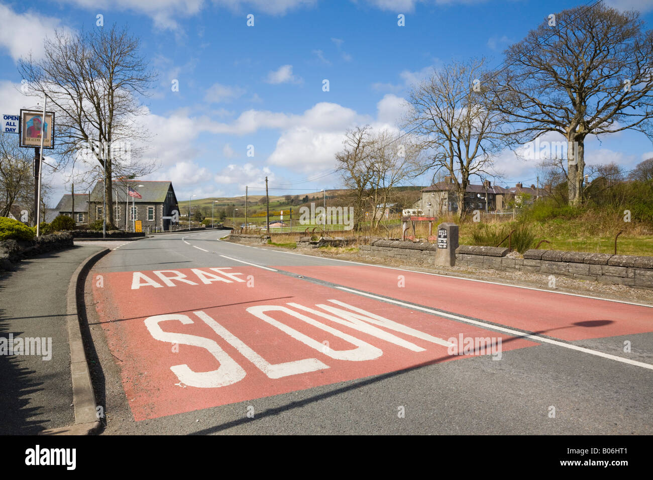Welsh road signs hi-res stock photography and images - Alamy
