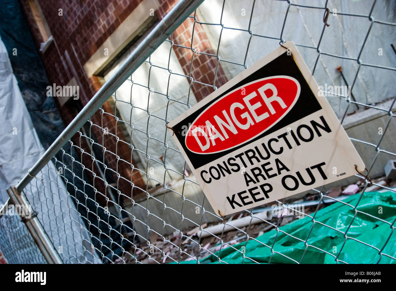 Danger keep out sign outside hi-res stock photography and images - Alamy
