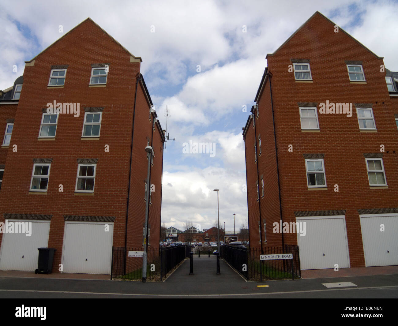 Housing estate in the town centre of Swindon Stock Photo - Alamy