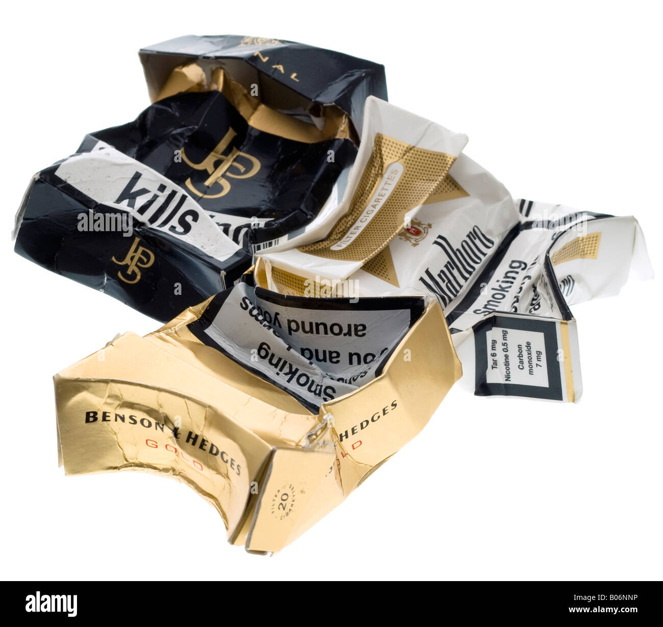 Crushed cigarette pack hi-res stock photography and images - Alamy
